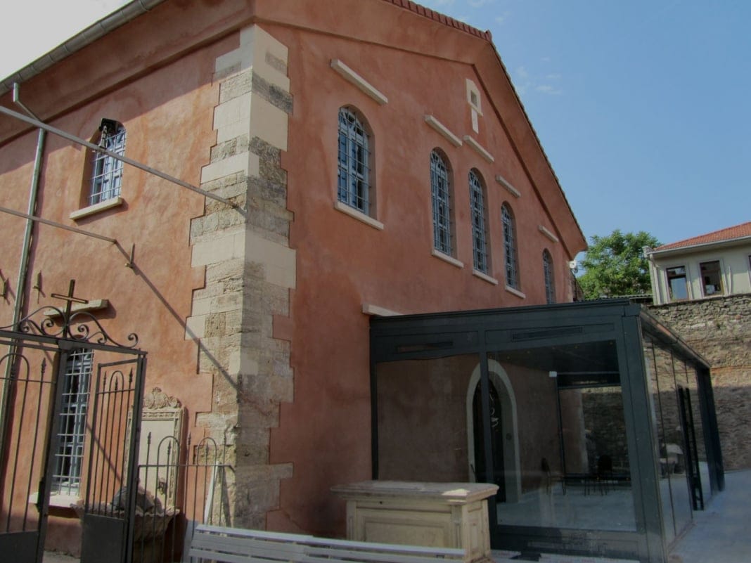 İstanbul'da Görülmesi Gereken En Güzel ve Tarihi Kiliseler - Istanbeautiful