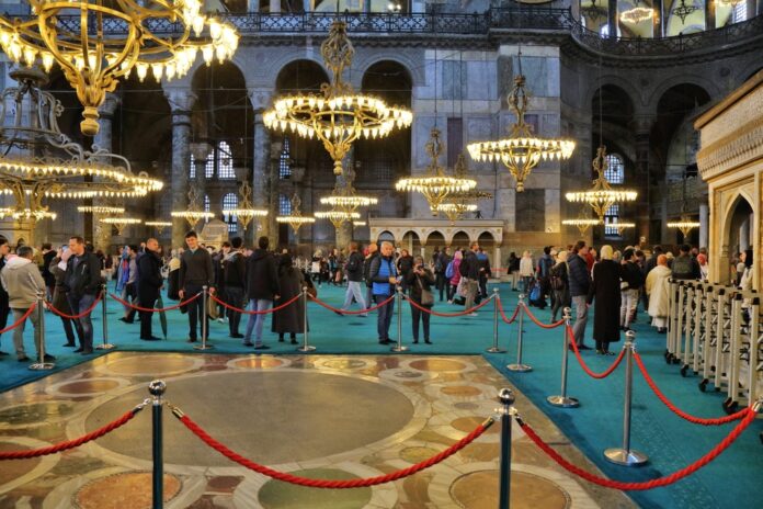 Top 11 Reasons to Visit Istanbul: Why You Should Visit Istanbul?