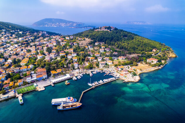 Istanbul in Summer: Things to Do + First-Time Travelers’ Guide ...