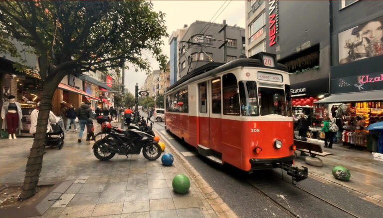 Kadikoy Istanbul Guide 2026: Best Things To Do, See, Food