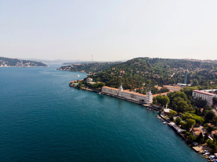 Beylerbeyi Istanbul Guide: Things to Do, Palace, Cafes - Istanbeautiful