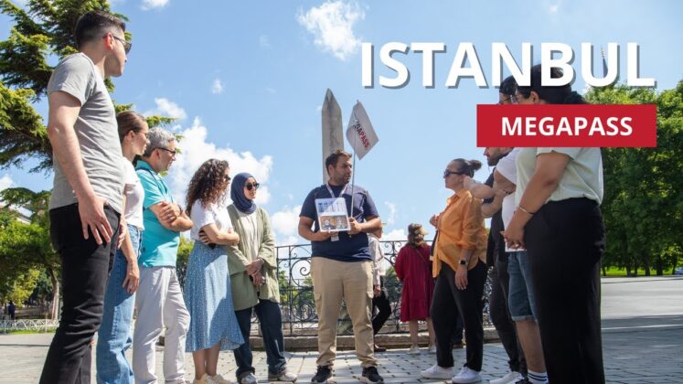 Visiting Istanbul in September: Weather, What to Wear, Local Tips