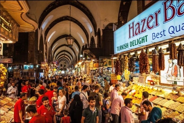 Top 10 Historical Bazaars & Markets in Istanbul (Local Guide)