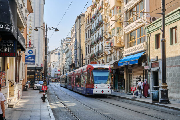 How to Use Public Transport in Istanbul: First-Time Travelers’ Guide